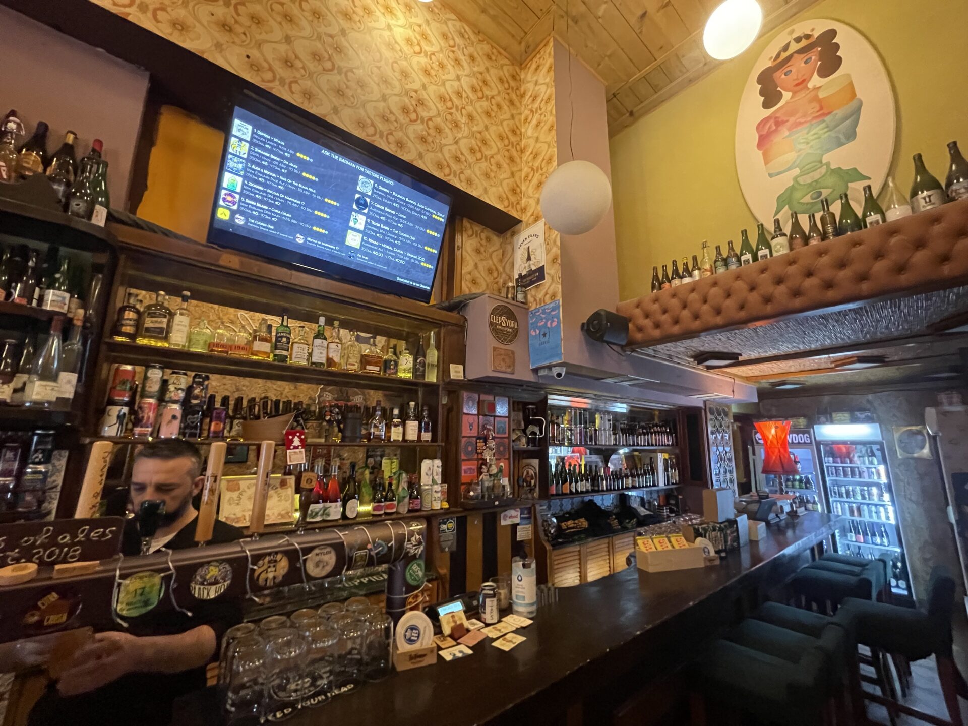 12 Great Places for Craft Beer in Athens, Greece
